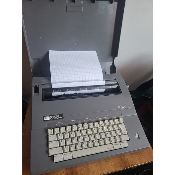 Smith Corona | Office | Vintage 98s Smith Corona Electric Typewriter Sl ...